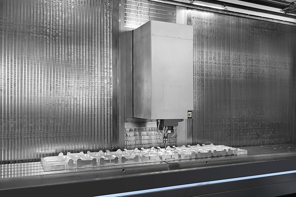 Dormac CNC Solutions - Pendelfreesmachine DN Solutions VCF 5500 ...