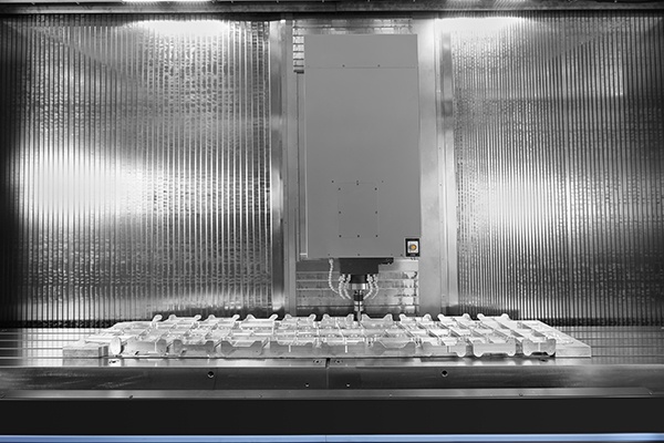 Dormac CNC Solutions - Pendelfreesmachine DN Solutions VCF 5500 ...